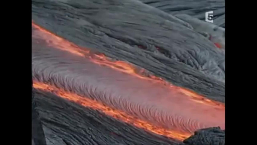 Volcan effusif et volcan explosif - - Sciences & Technologies