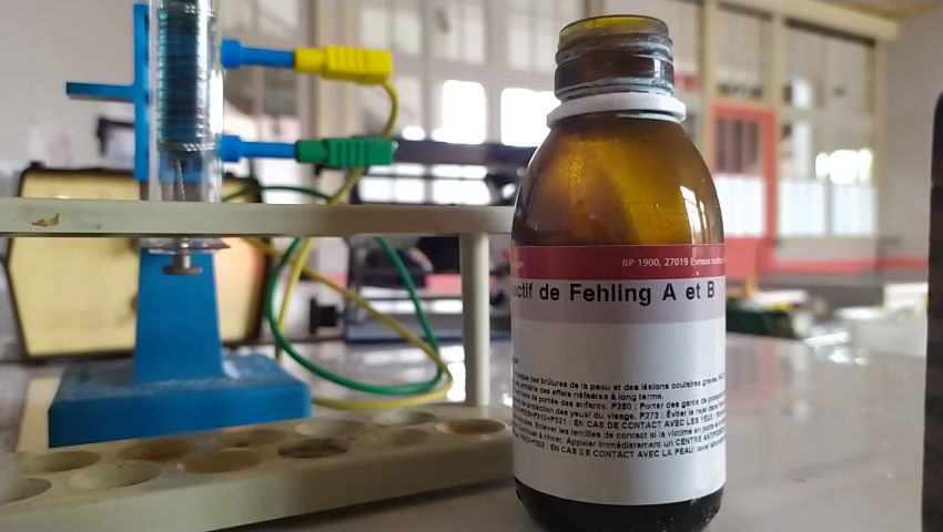 Test du distillat de la limonade avec liqueur de Fehling - Sciences ...